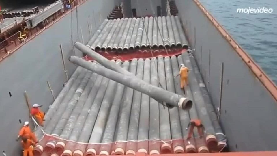 A normal working day on the ship – Canvids