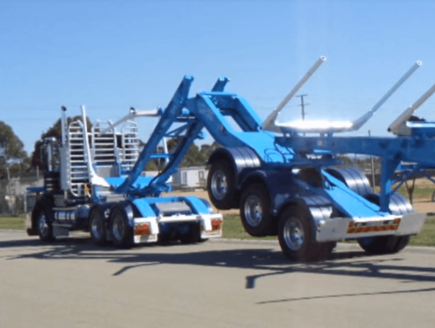 Australian folding log trailer – Canvids