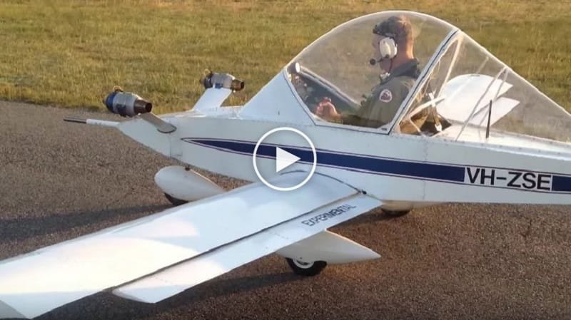 The smallest airplane with jet engines – Canvids