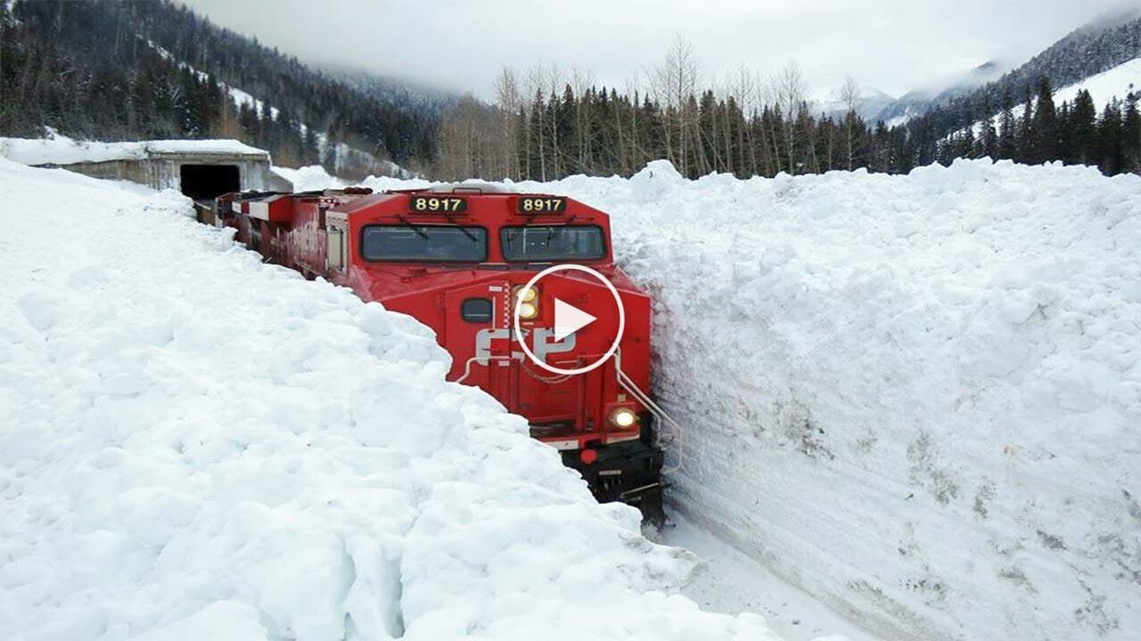 Compilation – Trains vs deep snow – Canvids