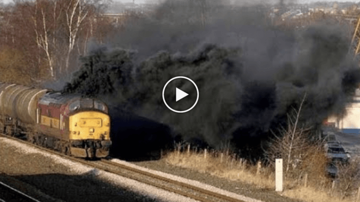 Big old Diesel engines starting up – Canvids